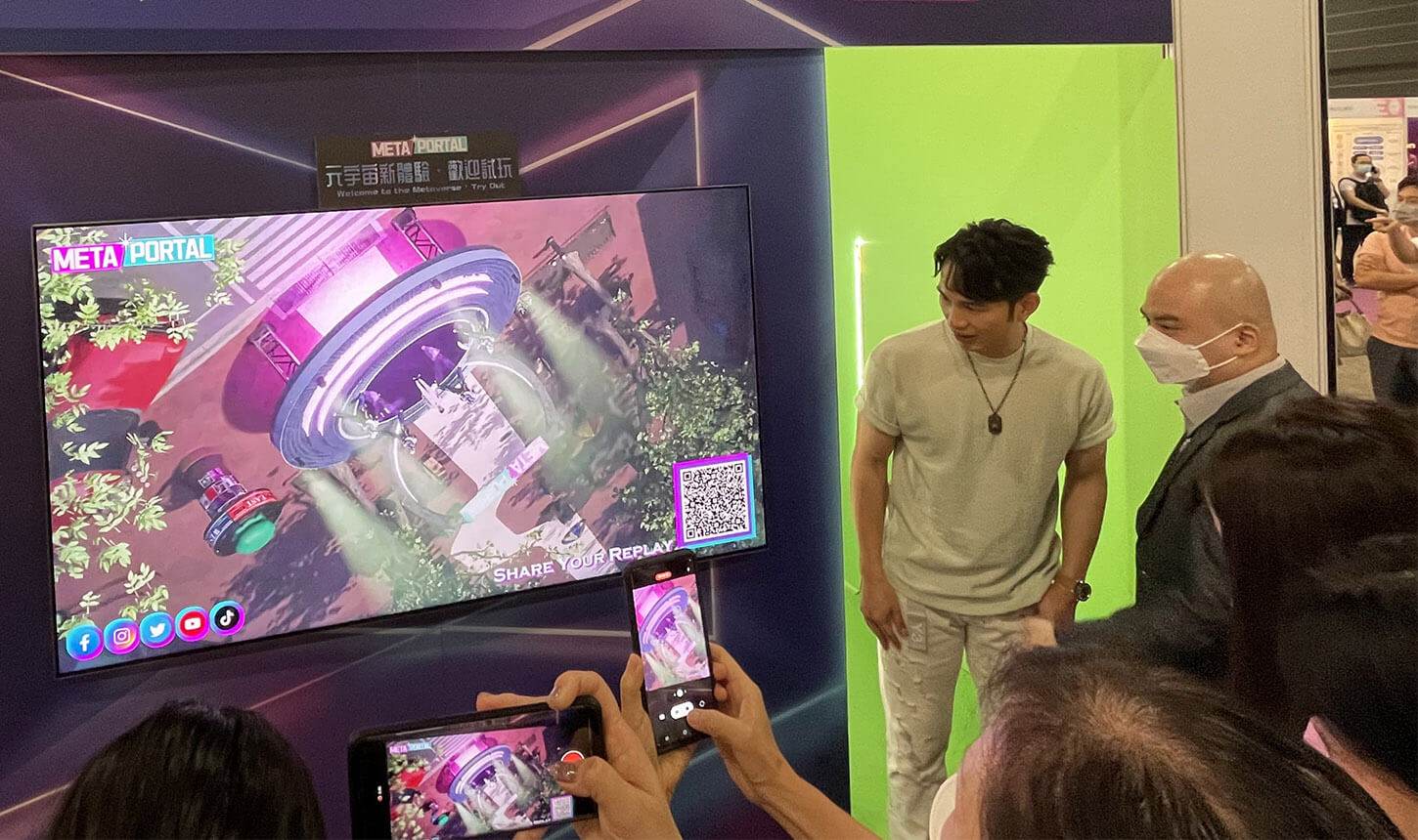 AI Virtual Video Photo Booth Near for Rental | Metaverse AR Selfie Booth